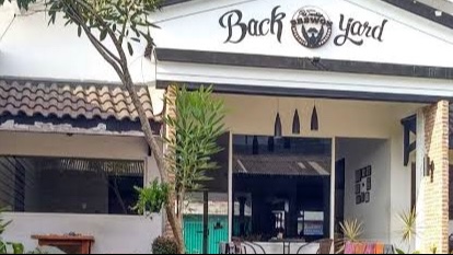 Rahasia Sukses Warkop Brewok, Mengupas Konsep Unik yang Membuatnya ...