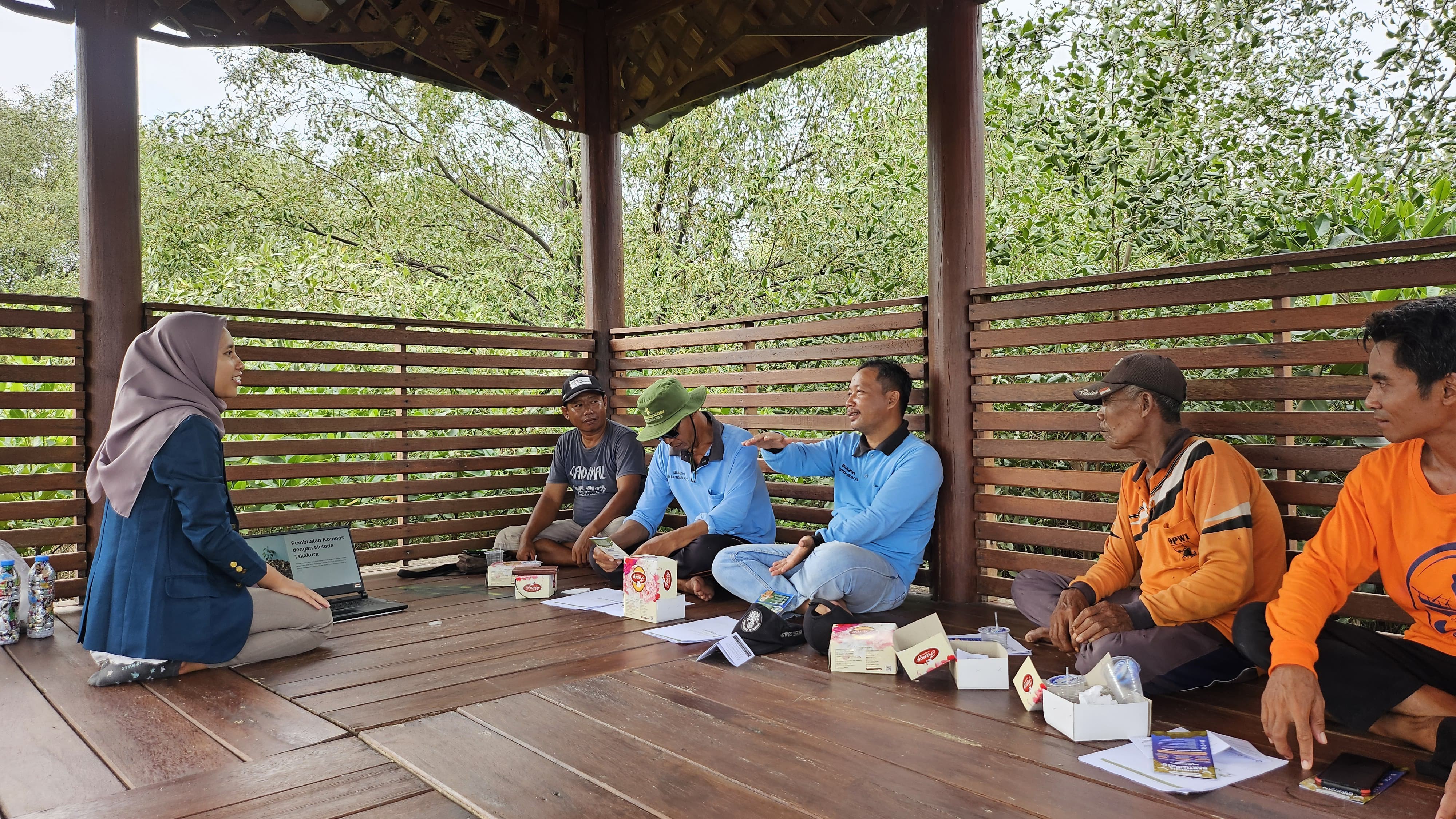 KKNT UNDIP Kenalkan Cara Pengomposan dengan Metode Takakura | NNC ...