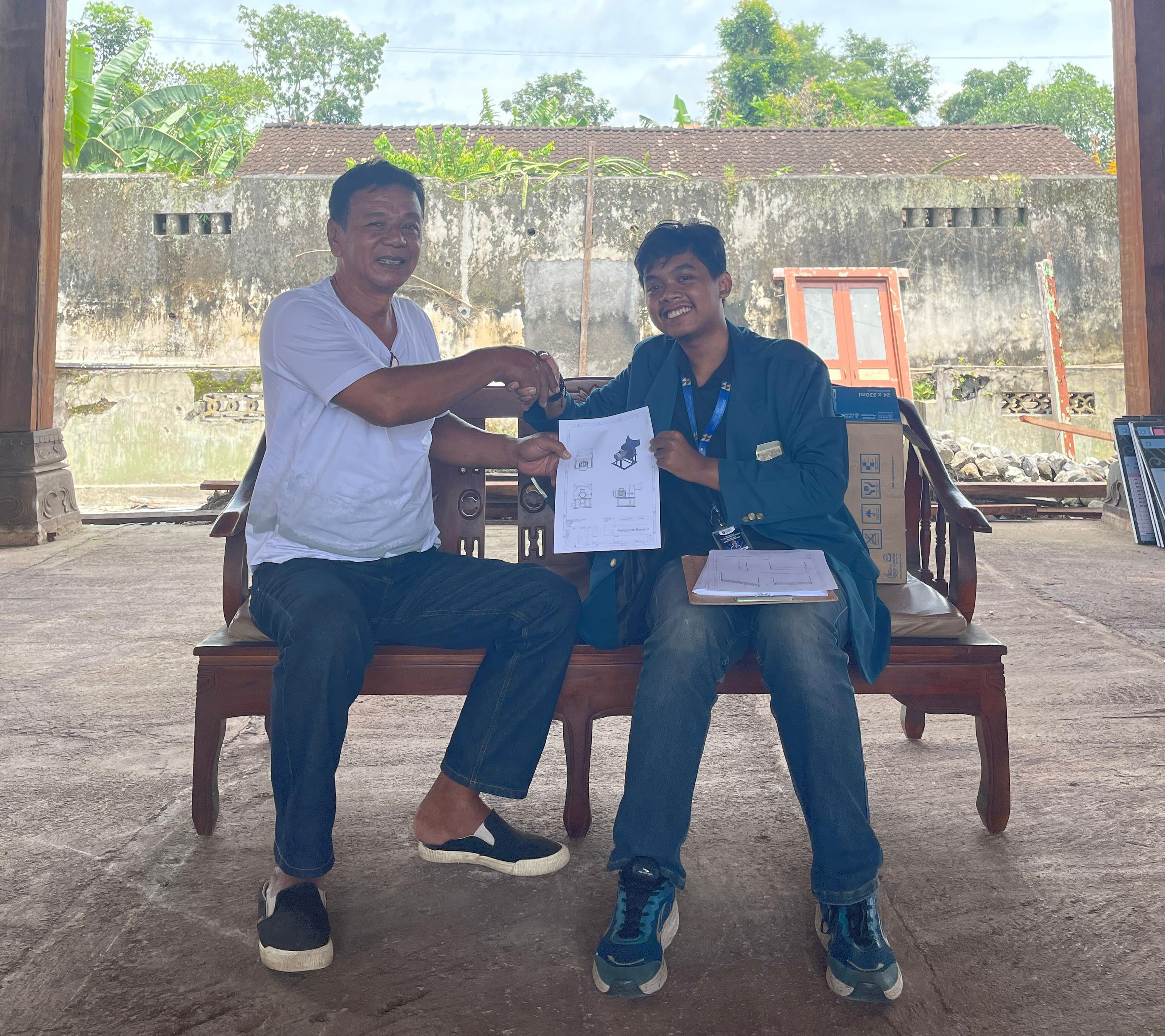 Mahasiswa Teknik Mesin UNDIP, Desain Mesin Pencacah Rumput untuk Pakan ...