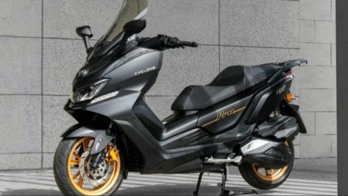 Skuter 250cc Ini Mampu Menempuh 500 KM Sekali Isi, Harganya Hanya Rp 65 ...