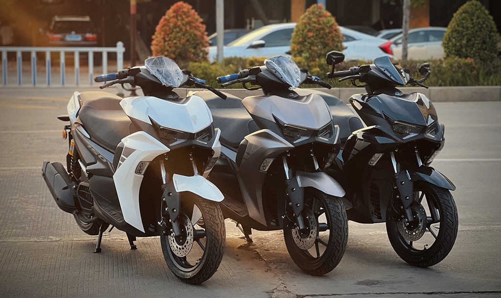 Aerox Versi China Resmi Rilis! Intip Spesifikasinya yang Siap ...