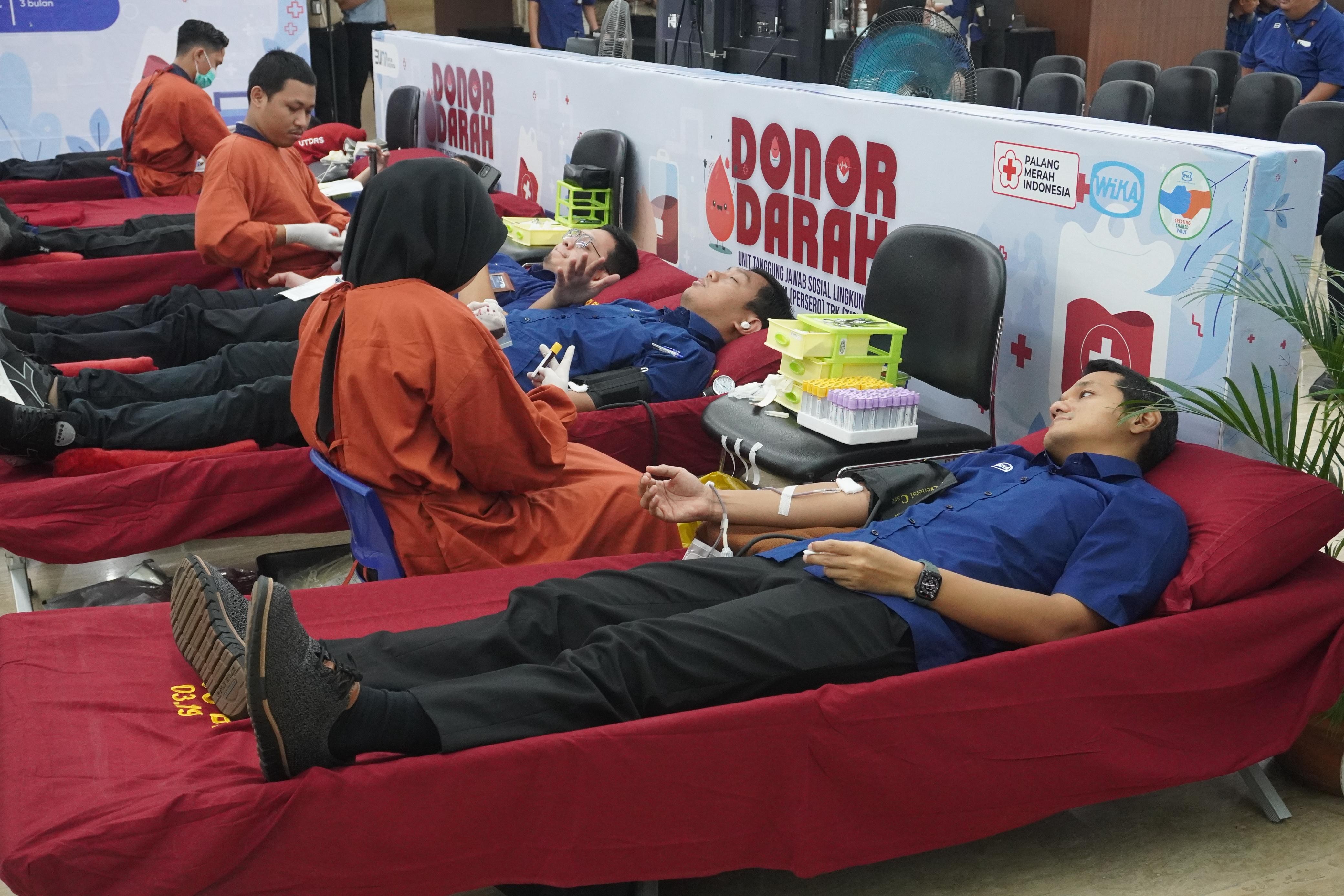 WIKA Gelar Donor Darah & Kurban: Aksi Menyelamatkan Hidup dan Menebar ...