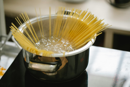Jangan Asal Rebus, Ini Tips Pasta Sempurna Menurut Chef Italia | NNC ...