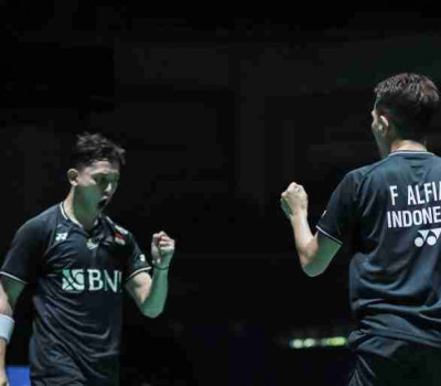 Ganda Putra Fajar/Rian Masuk Babak 16 Besar | NNC Netralnews