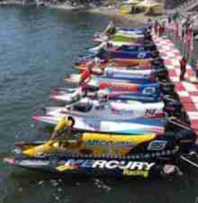 Atlet Perahu Motor F1 H20 Mengagumi Keindahan Danau Toba | NNC Netralnews