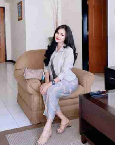 Mengenal Bella Bonita Istri Denny Caknan, Tak Hanya Bak Boneka Barbie ...