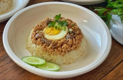 Resep Nasi Tim Ayam Jamur, Ide Sarapan yang Enak dan Nyaman di Perut ...