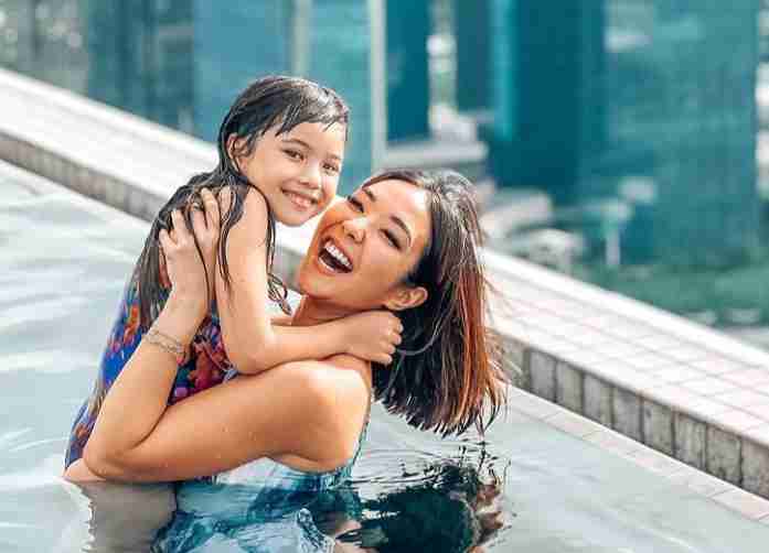 Gisella Anastasia Nangis saat Renang di Marina Bay Sands dengan Gempi, Ini Penyebabnya - News+ ...
